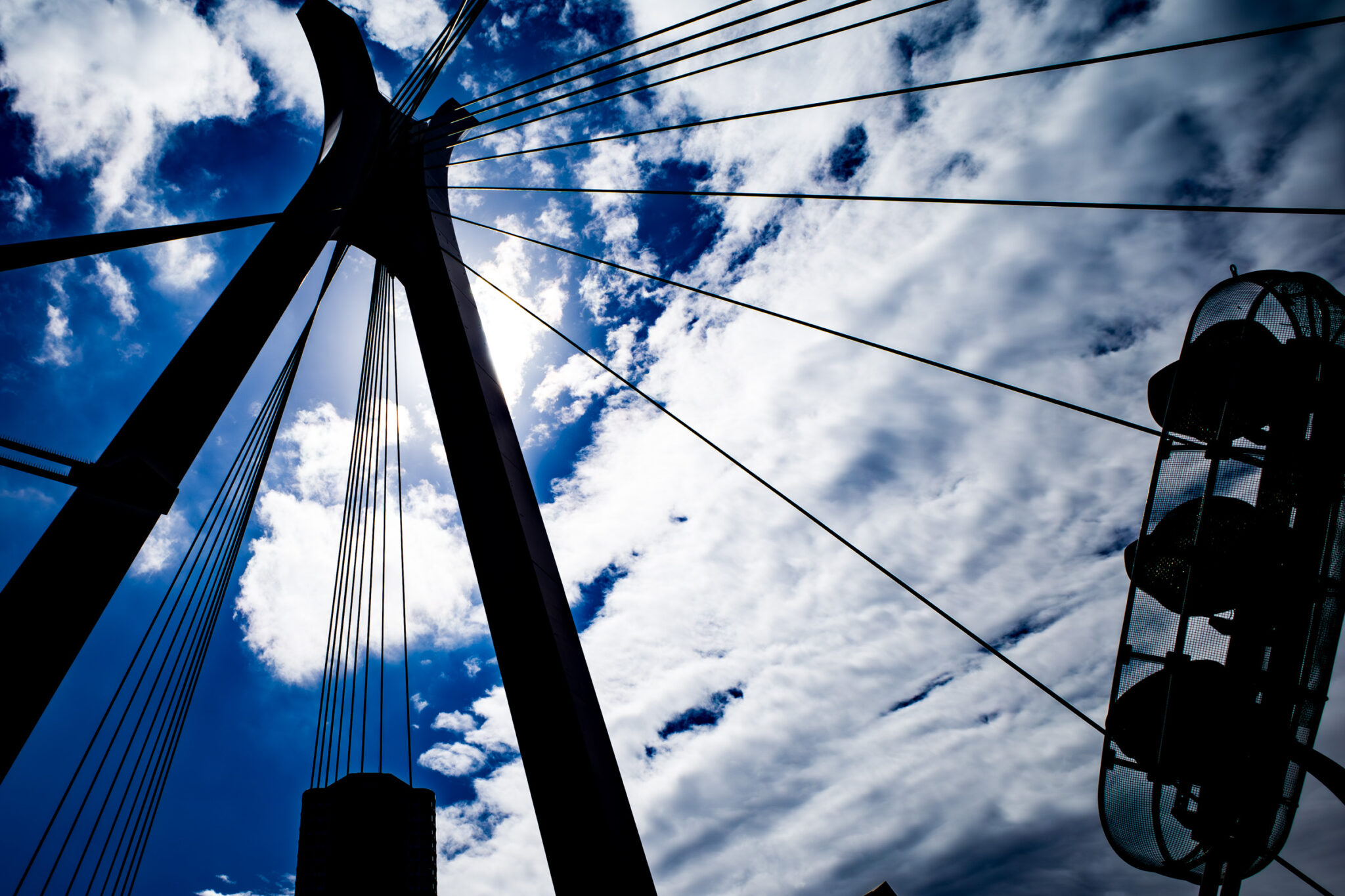 ドーンでバーン – d44.jp